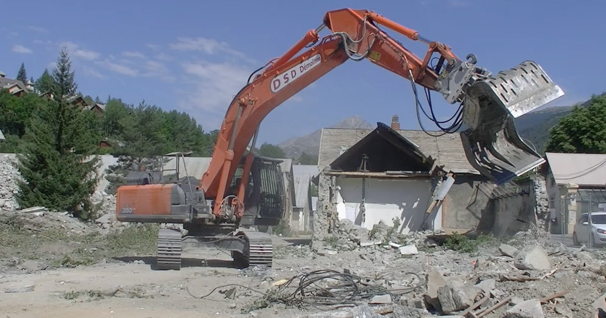 Hautes-Alpes : une vingtaine d'engins explosifs découverts à Briançon ...